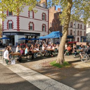 Les Grands Gamins : Café, Cantine, After-Work et Brunch Rennes Le Mail